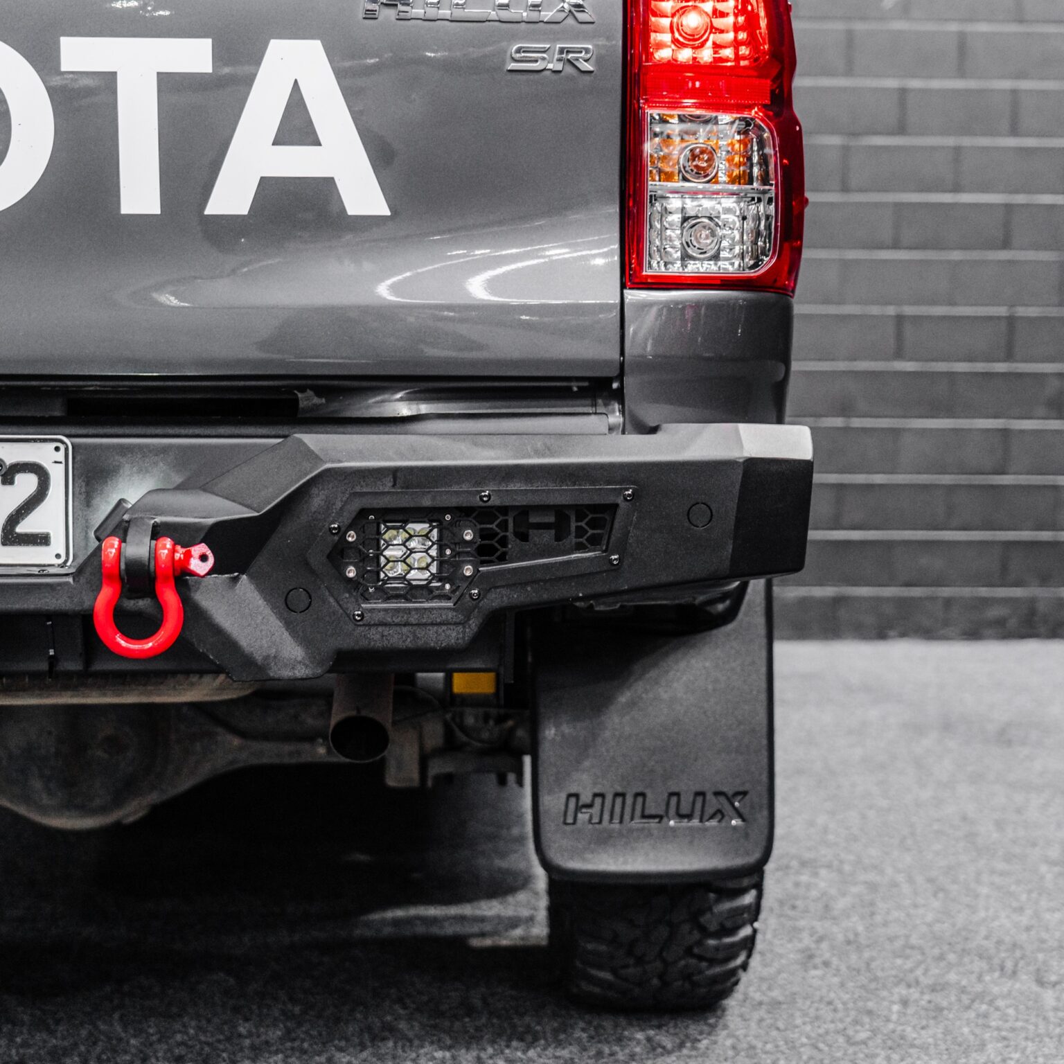Defender Off-Road Rear Bar - Defender Off-Road