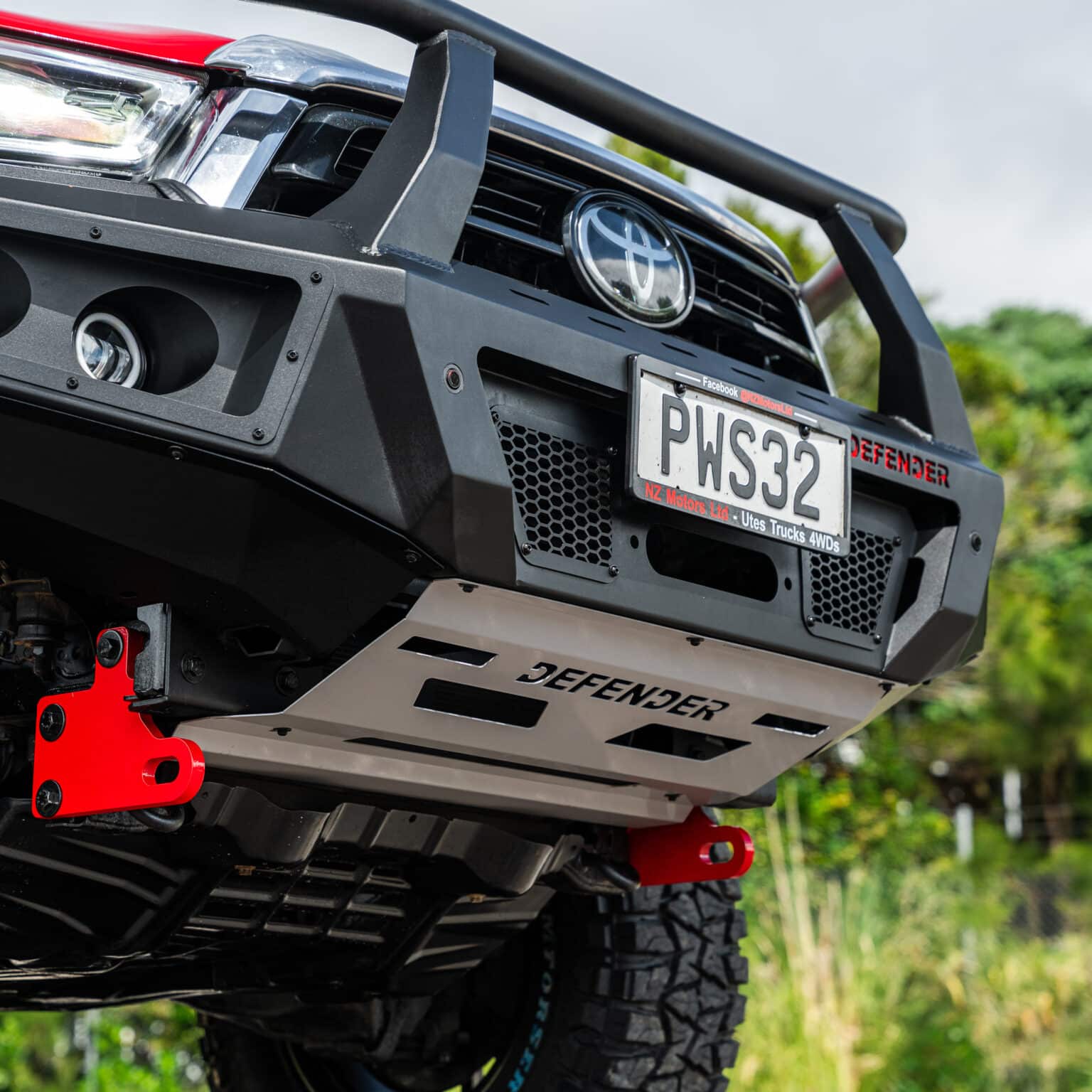 DEFENDER Off-Road Triple Loop Bull-Bar - Defender Off-Road