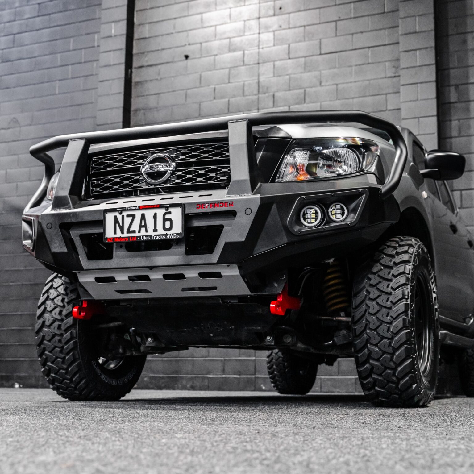 DEFENDER Off-Road Triple Loop Bull-Bar - Defender Off-Road