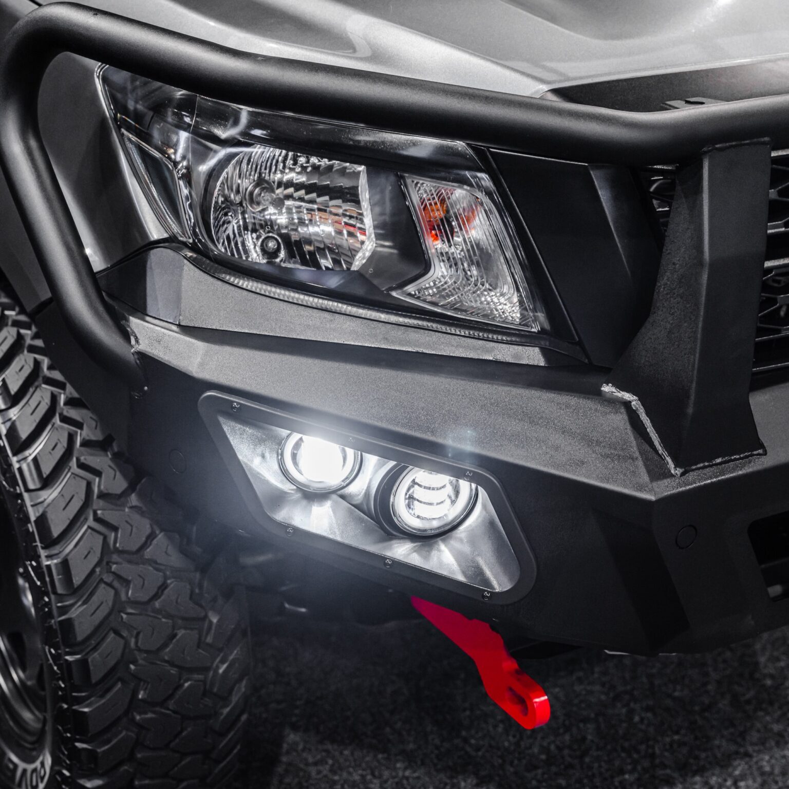 DEFENDER Off-Road Triple Loop Bull-Bar - Defender Off-Road