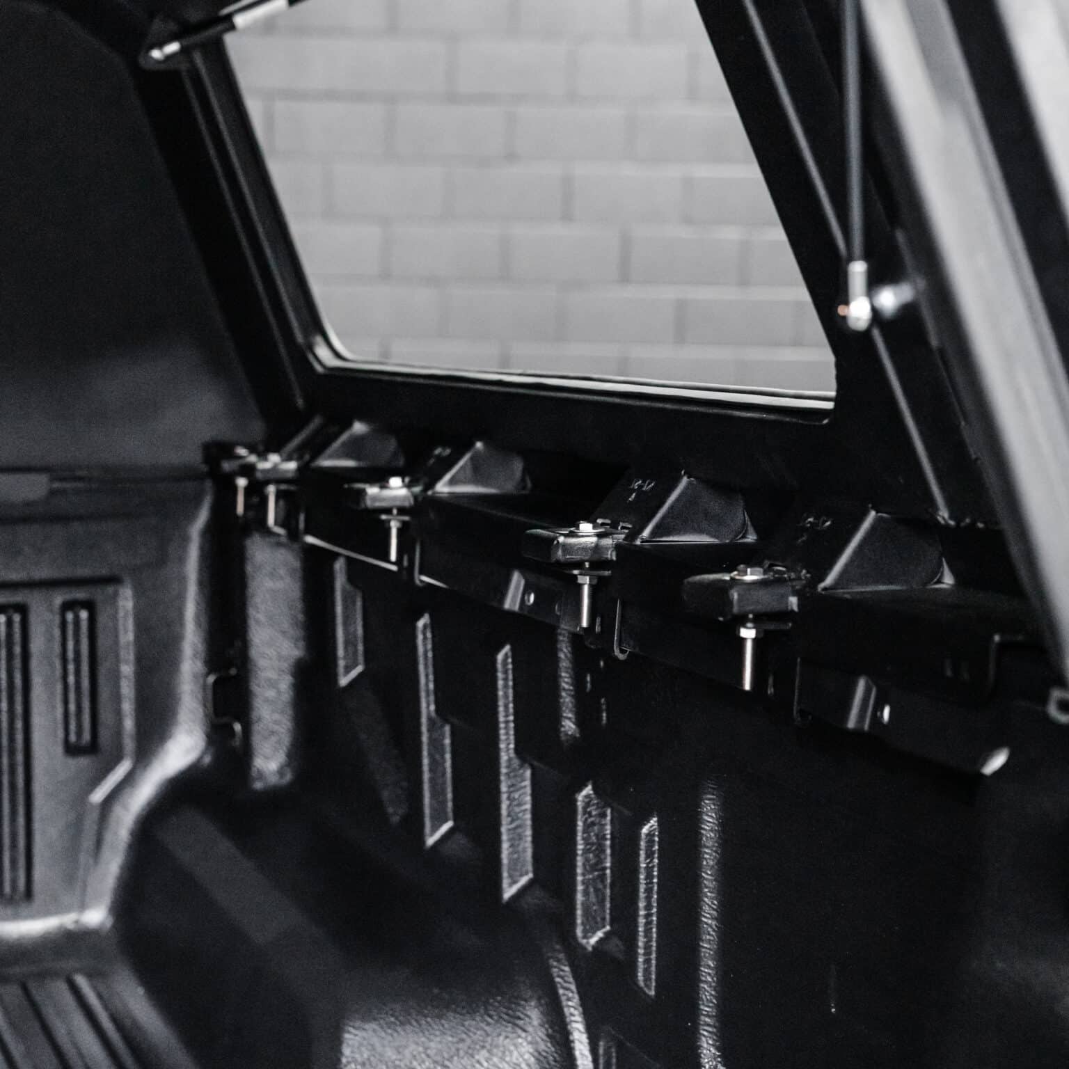 Defender Off-Road Aluminium Windowless Canopy - Defender Off-Road