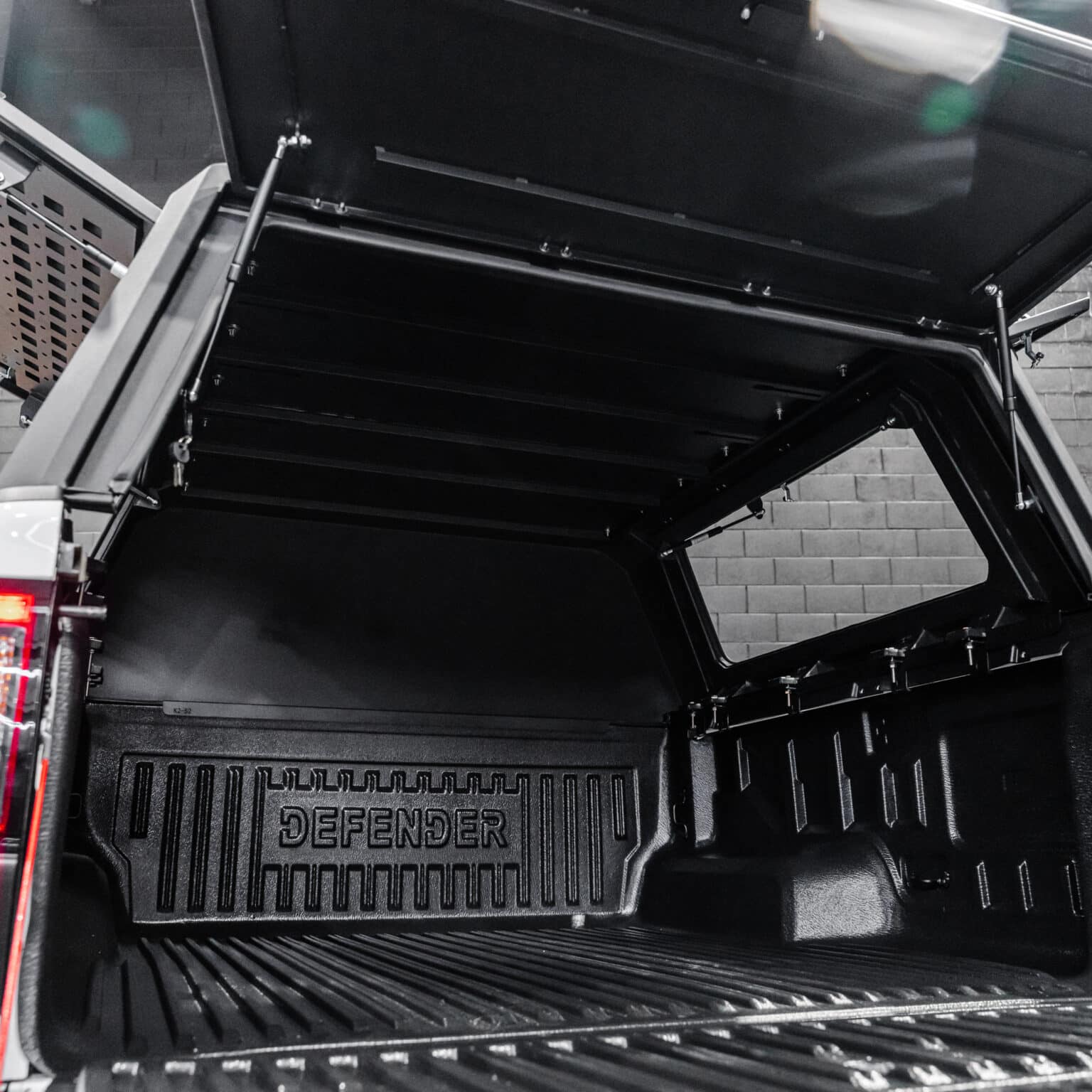 Defender Off-Road Aluminium Windowless Canopy - Defender Off-Road