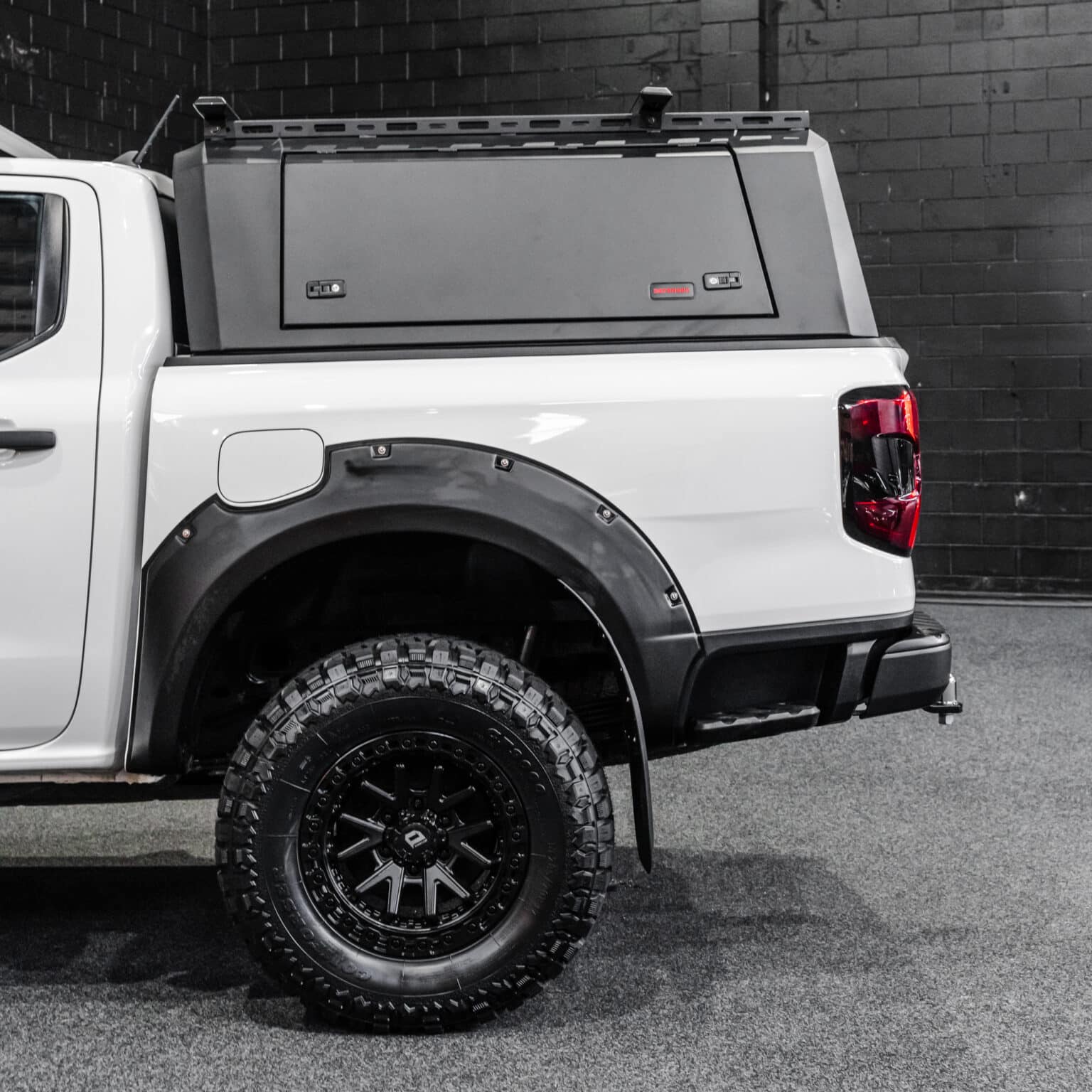 Defender Off-Road Aluminium Windowless Canopy - Defender Off-Road