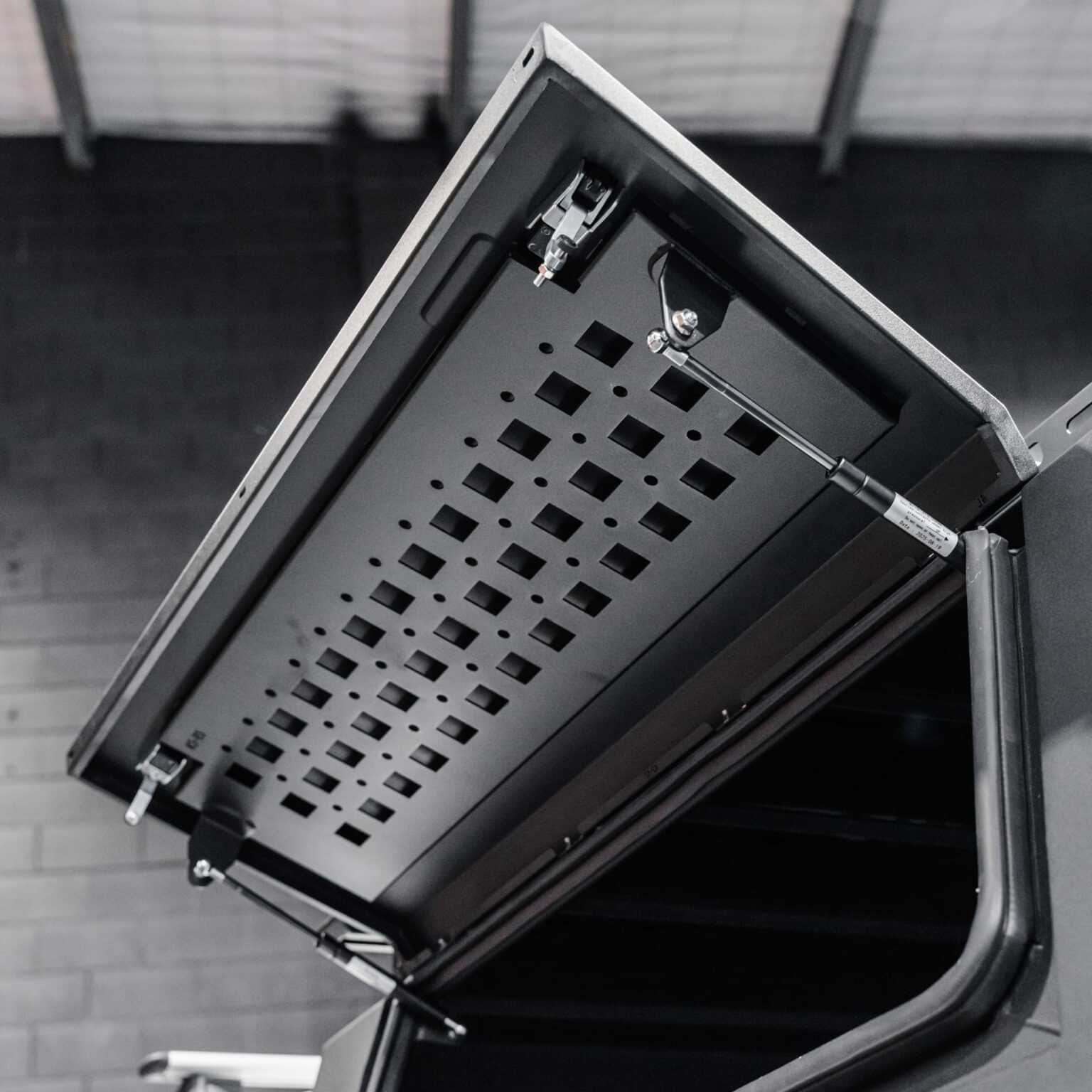 Defender Off-Road Aluminium Windowless Canopy - Defender Off-Road