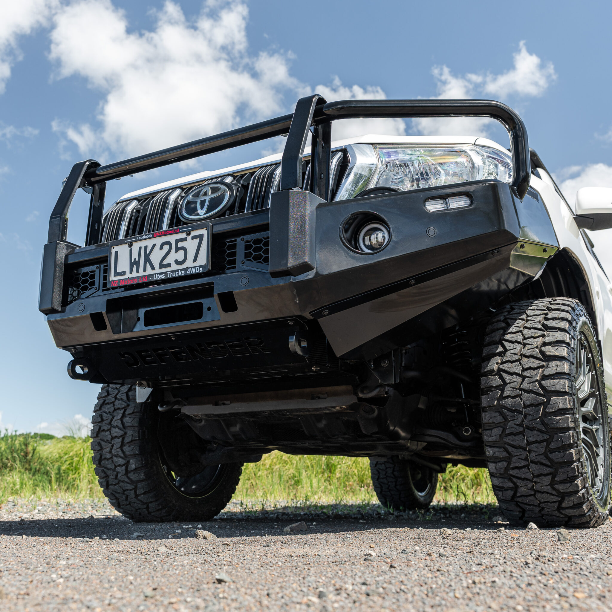DEFENDER Off-Road Triple Loop Bull-Bar - Defender Off-Road