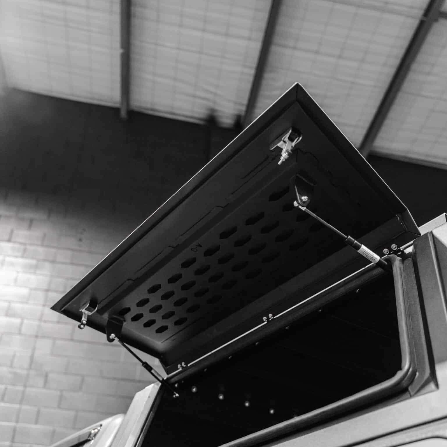 Defender Off-Road Aluminium Windowless Canopy - Defender Off-Road
