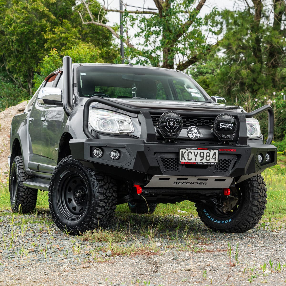 DEFENDER Off-Road Triple Loop Bull-Bar - Defender Off-Road