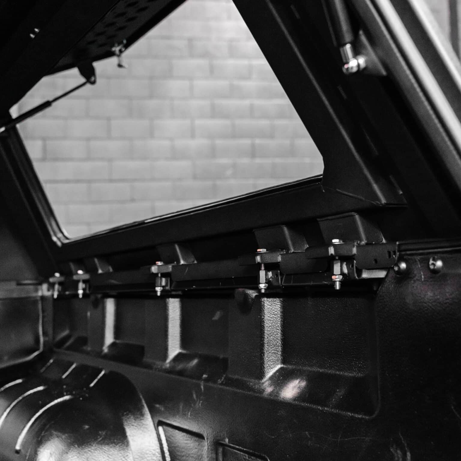 Defender Off-Road Aluminium Windowless Canopy - Defender Off-Road