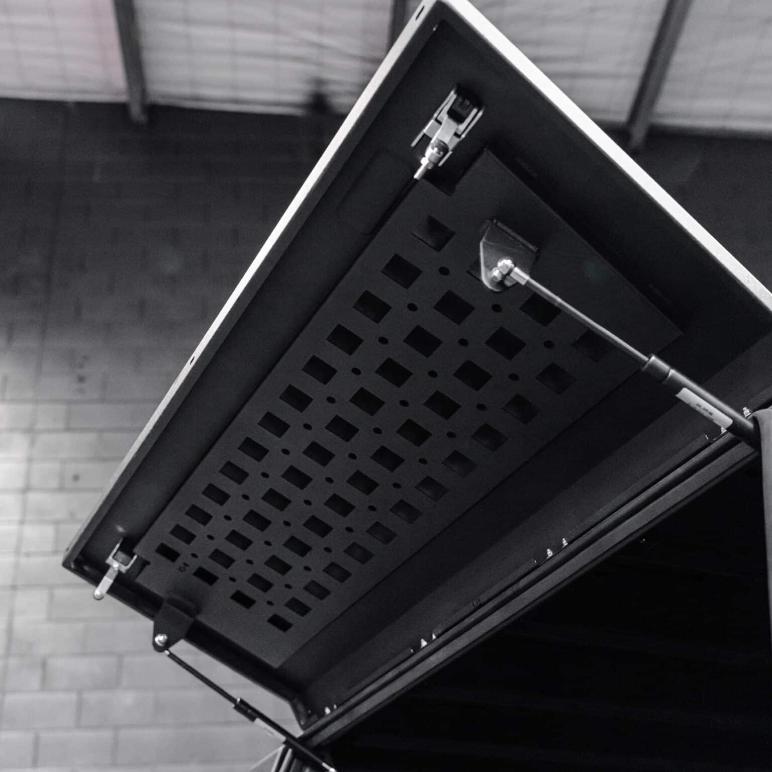 Defender Off-Road Aluminium Windowless Canopy - Defender Off-Road