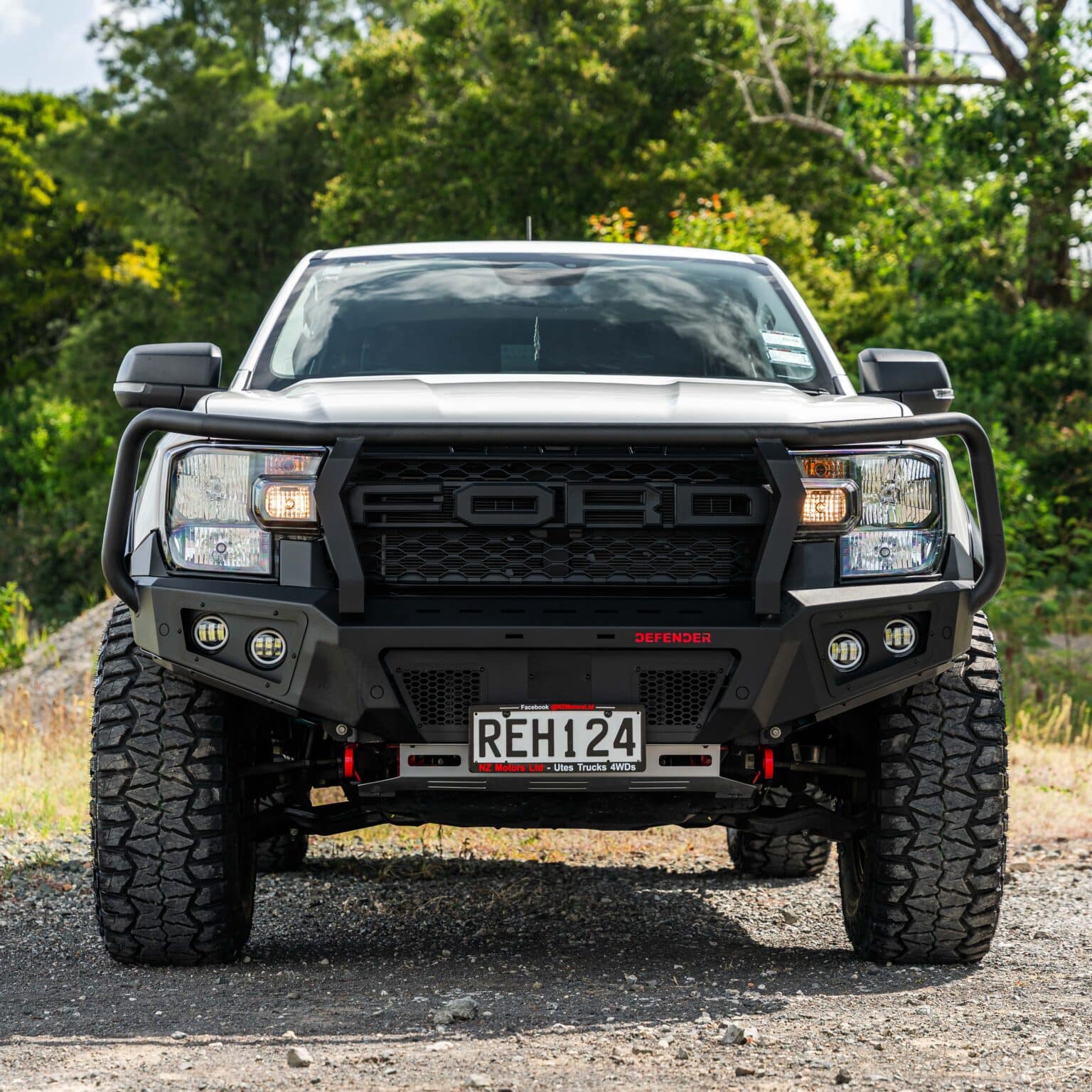 DEFENDER Off-Road Triple Loop Bull-Bar - Defender Off-Road