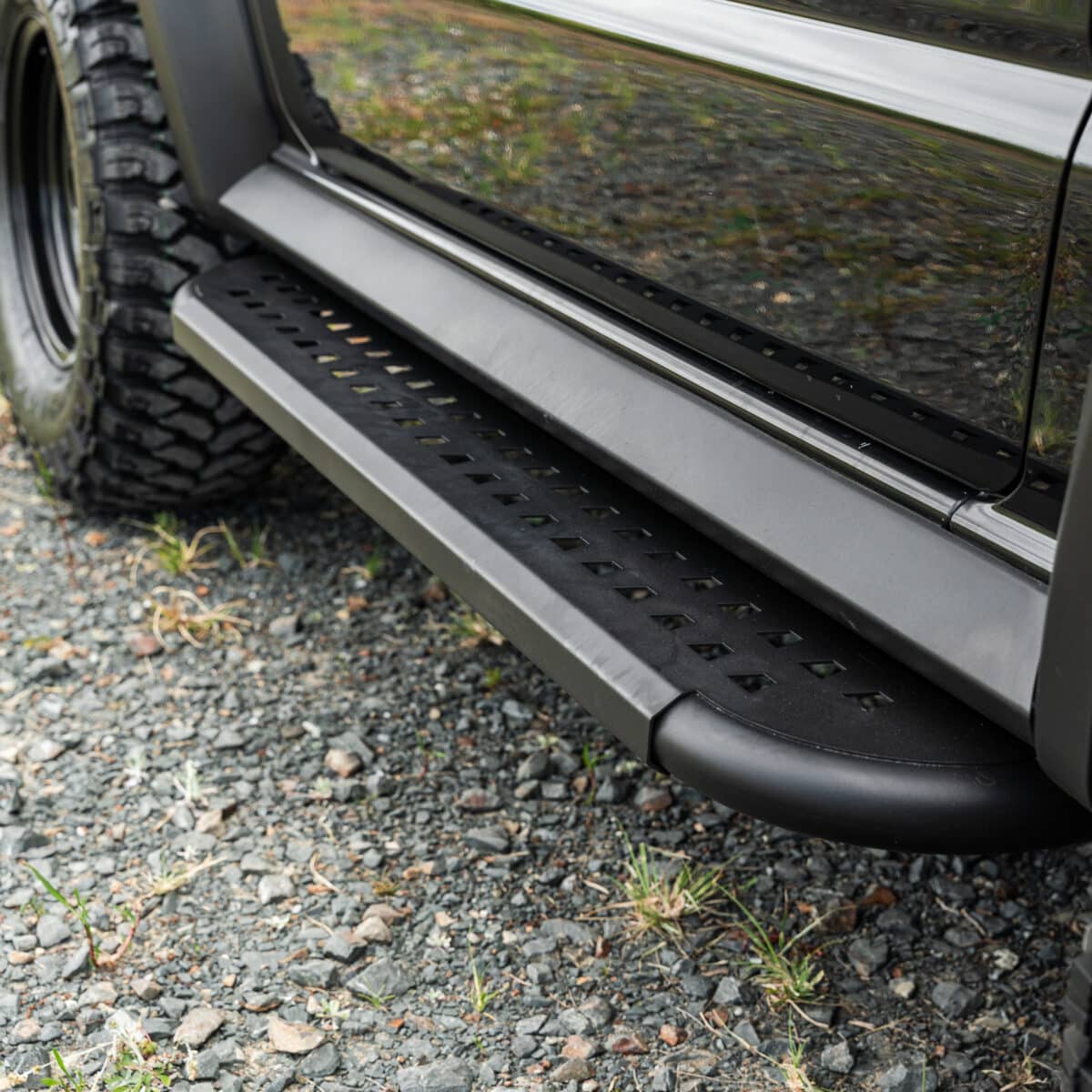 Defender Off-Road Side Steps - Defender Off-Road