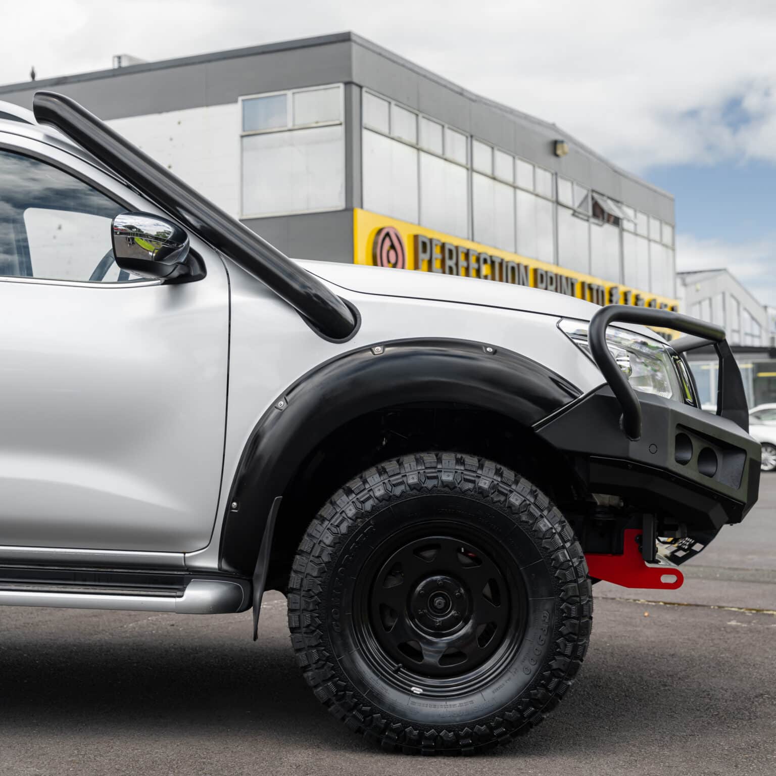 DEFENDER OFF-ROAD STAINLESS SNORKEL - Defender Off-Road