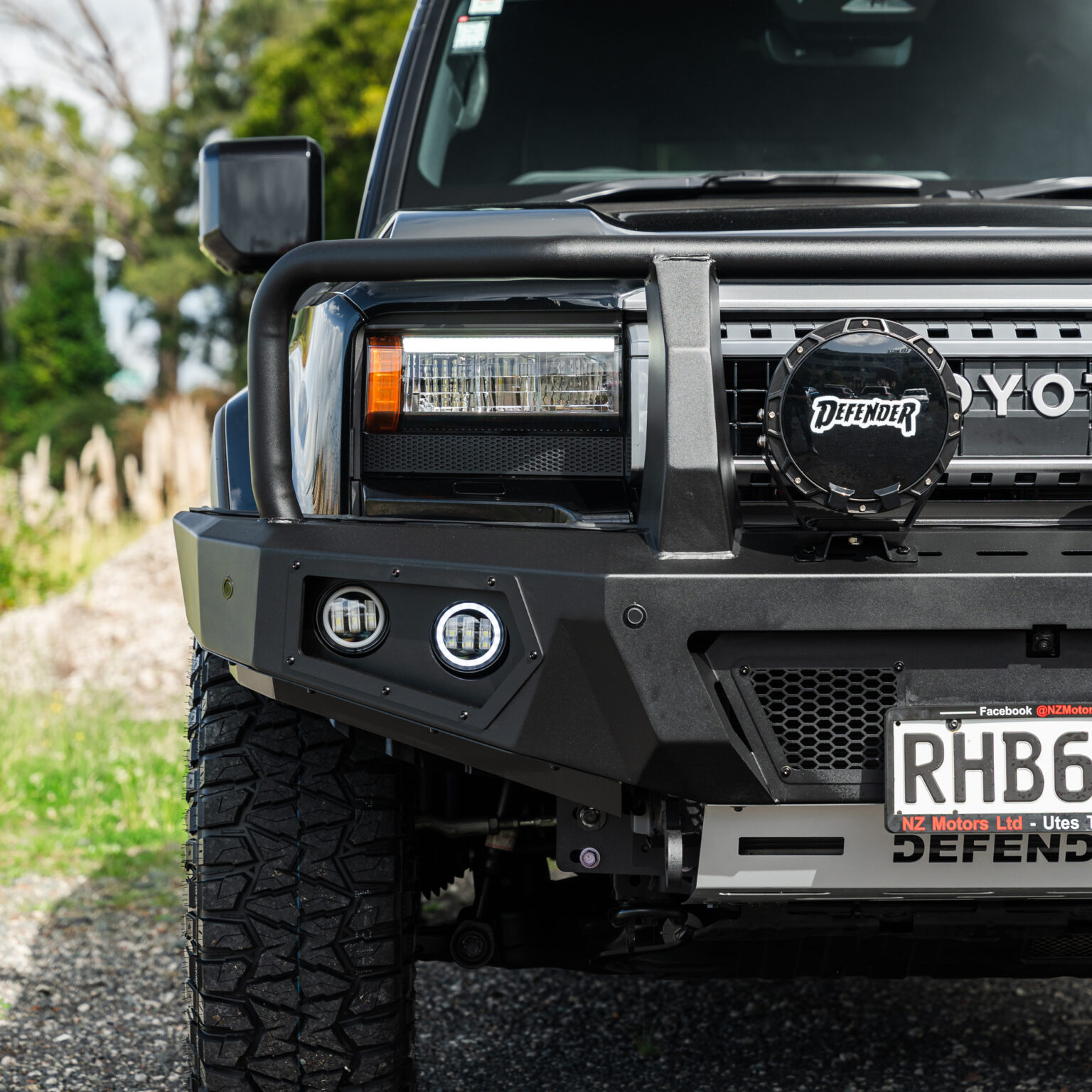 DEFENDER Off-Road Triple Loop Bull-Bar - Defender Off-Road
